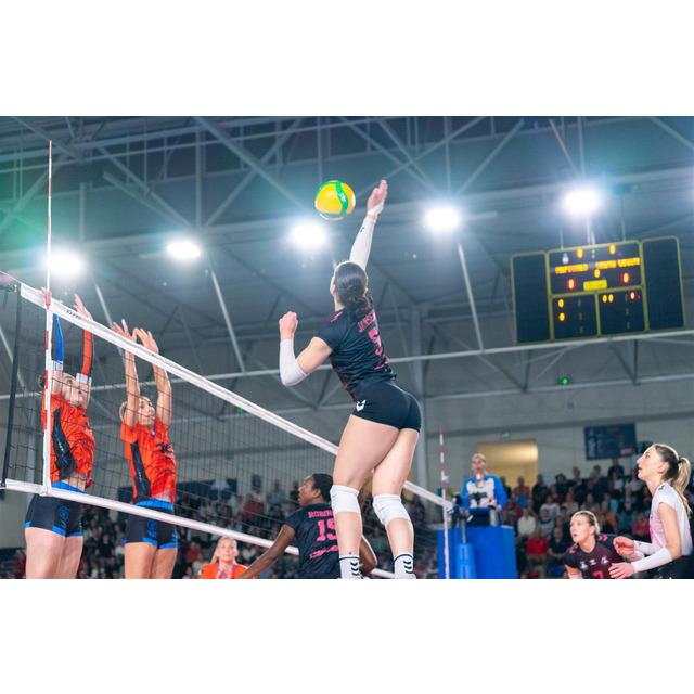 Laura Jansen naar Pools kampioen Rzeszów - Volleybalkrant