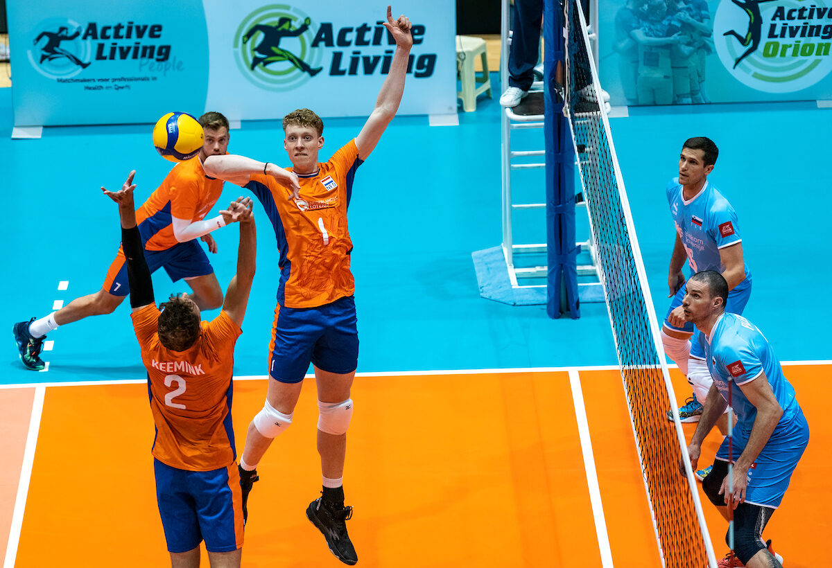 Siebe Korenblek tekent bij het Duitse Düren - Volleybalkrant